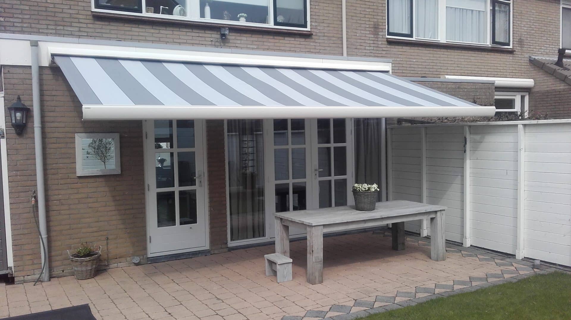 Zonnescherm afstellen? Zo doe je dat - Zonneschermdoek.nl